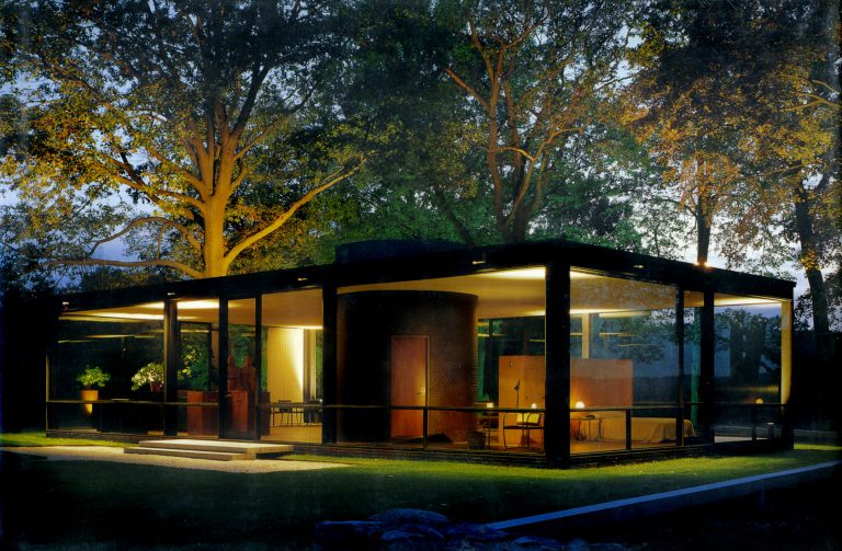 Life in a Glass House: Social Media and the Architecture of Looking ...