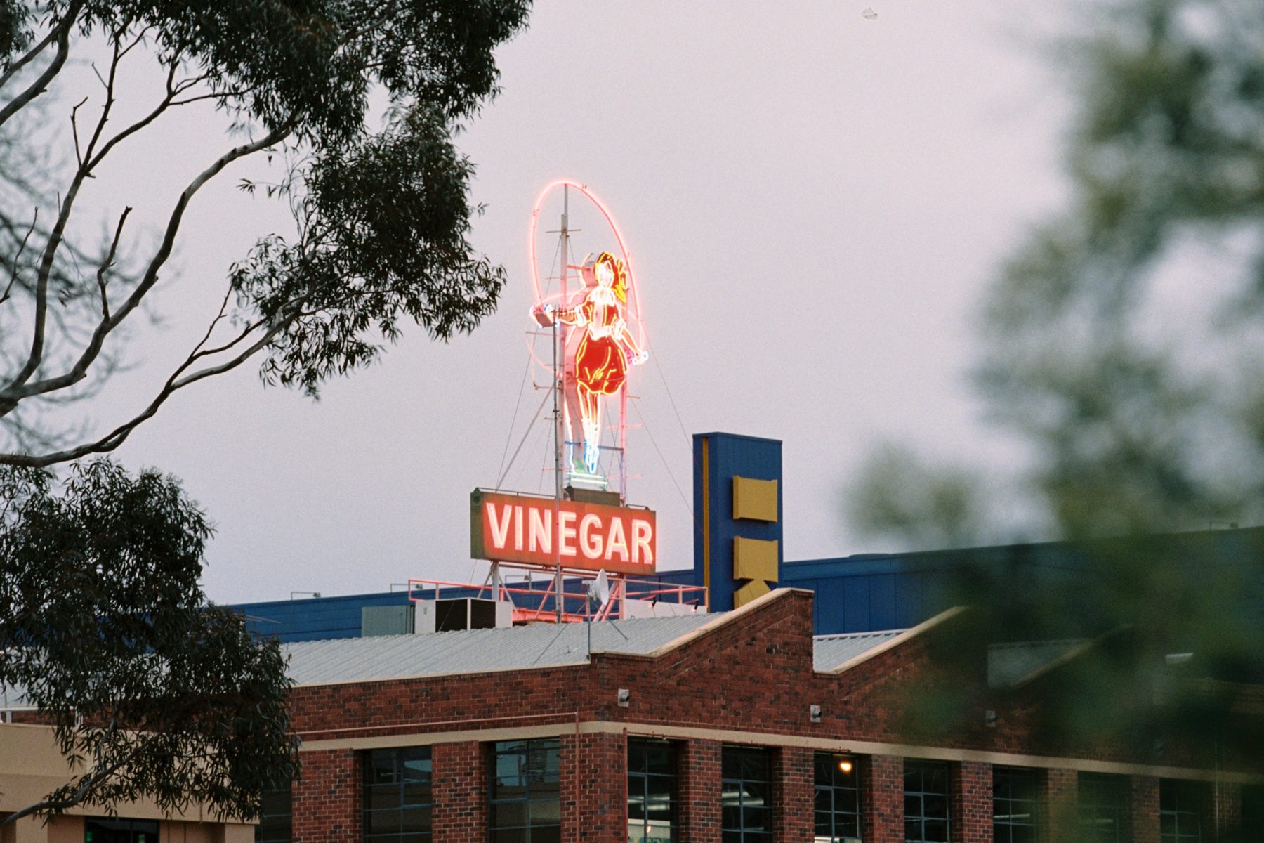 The changing signs of Melbourne’s industrial skyline | Assemble Papers